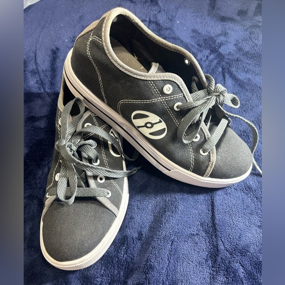 Heelys | Shoes | Heelys Youth Boys Hes459 Gray Canvas Roller Skate ...